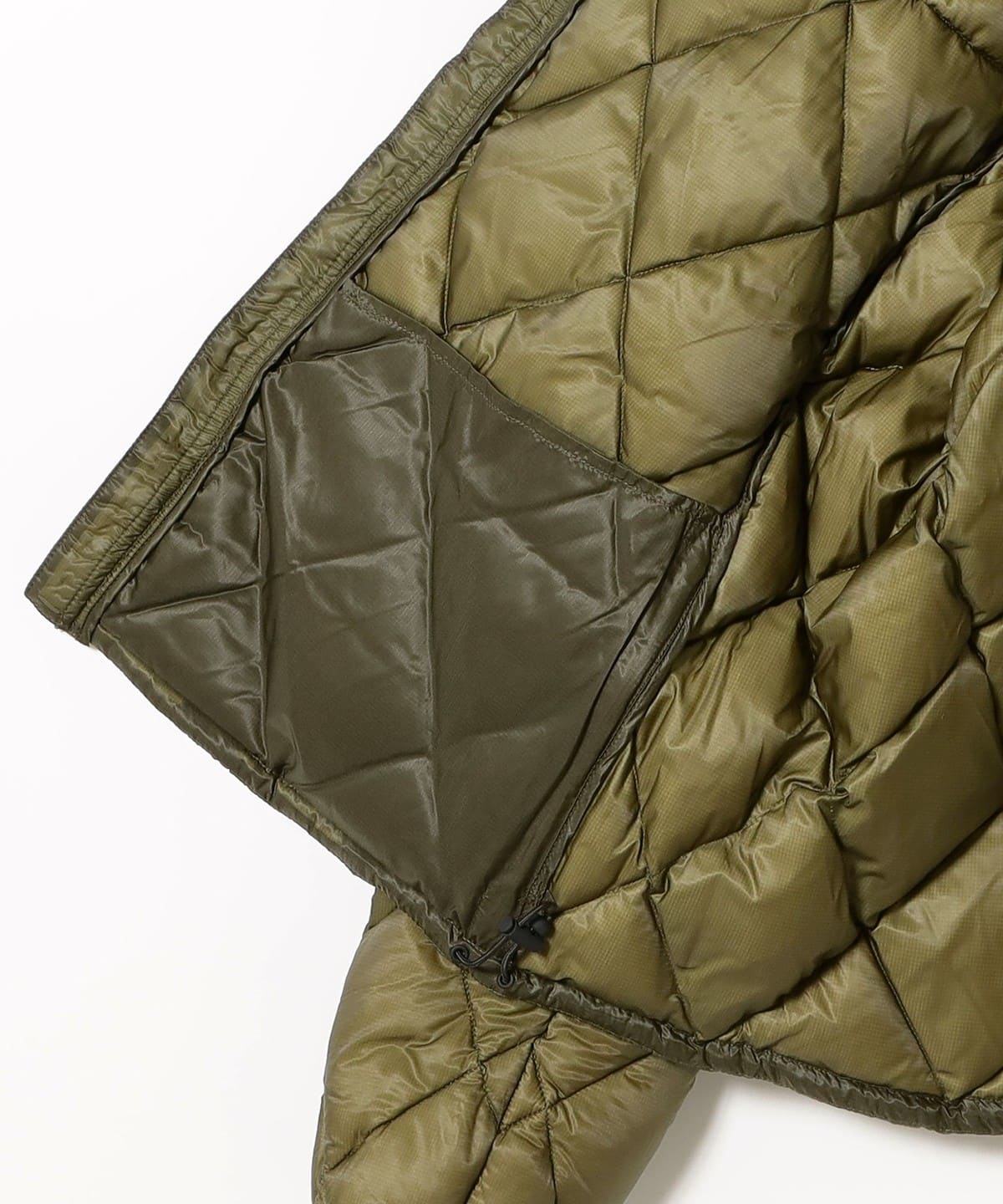 BEAMS(ビームス)ROA / Light Down Jacket(ブルゾン ブルゾン BEAMS(ビームス)ROA / Light Down Jacket(ブルゾン ブルゾン