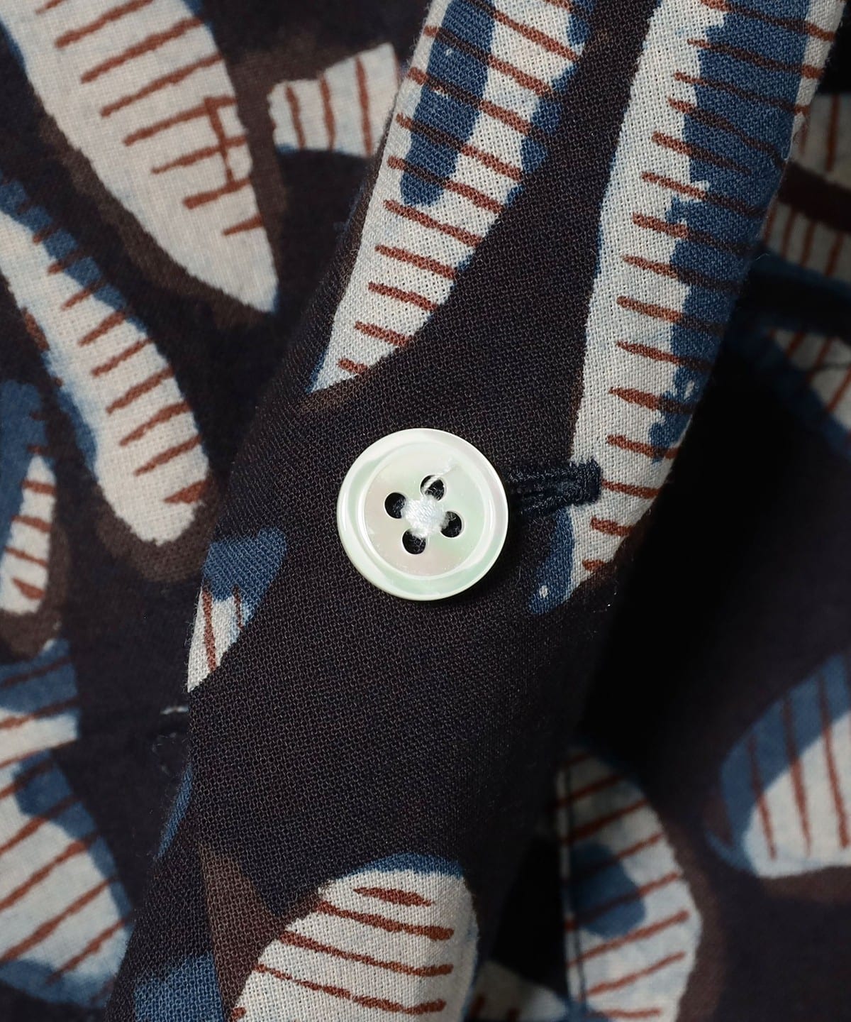 BEAMS PLUS BEAMS PLUS / Open Collar Block Print Leaf（襯衫・罩衫 休閒襯衫）網購｜BEAMS