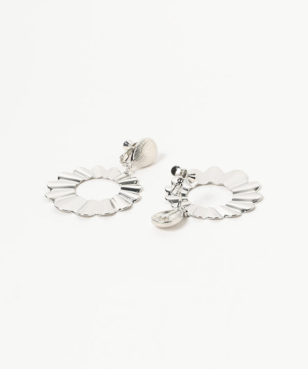 BEAMS HEART BEAMS HEART BEAMS HEART / Wave circle earrings (accessory ...