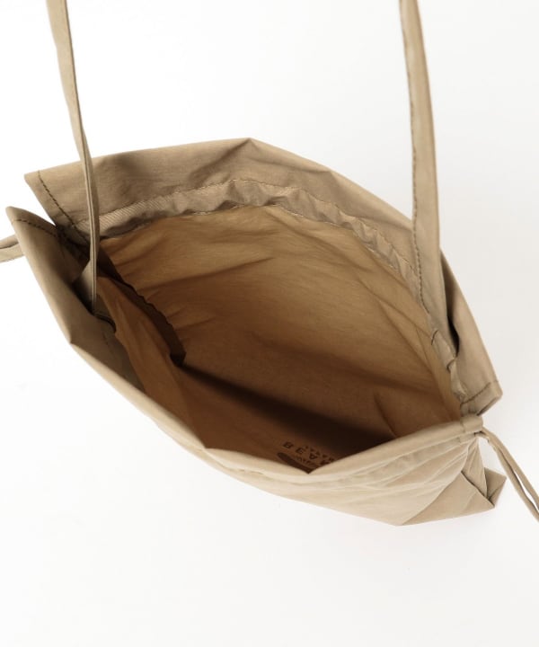 BEAMS JAPAN (BEAMS JAPAN) BEAMS JAPAN / Logo drawstring shoulder bag ...