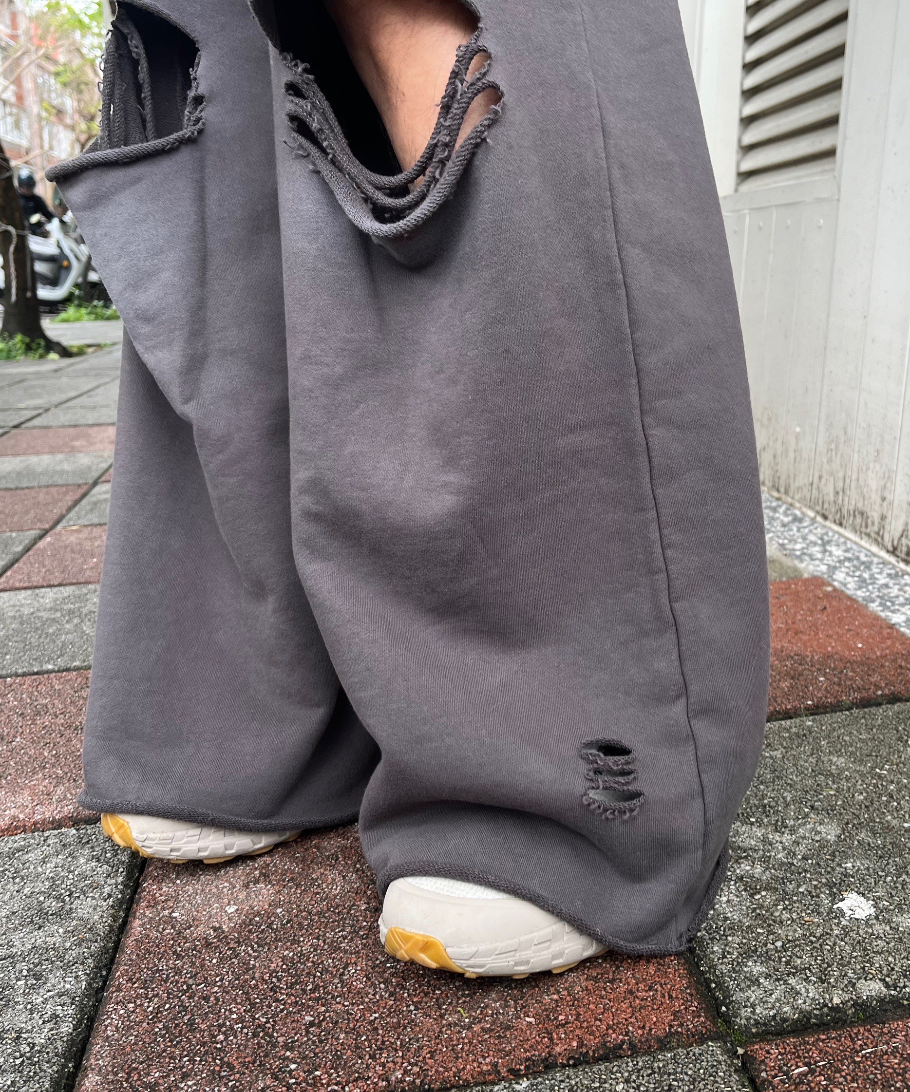 Ash（121569） 穿搭｜BEAMS